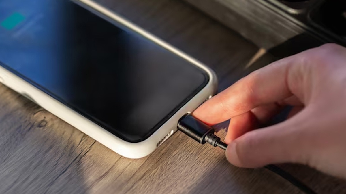 Fast charging phone and technology using guide things to note while ...